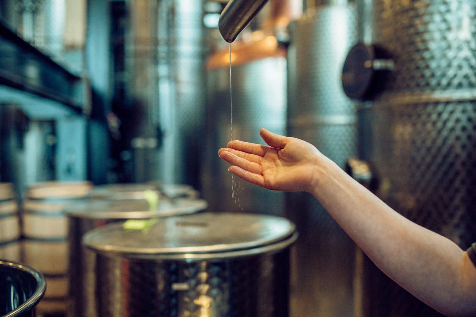 Tours + Tastings Valparaiso | Whiskey Tasting | Journeyman Distillery ...